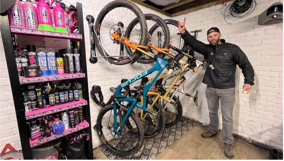 Upgrading the MTB Man Cave with Ben Deakin – Steadyrack Australia